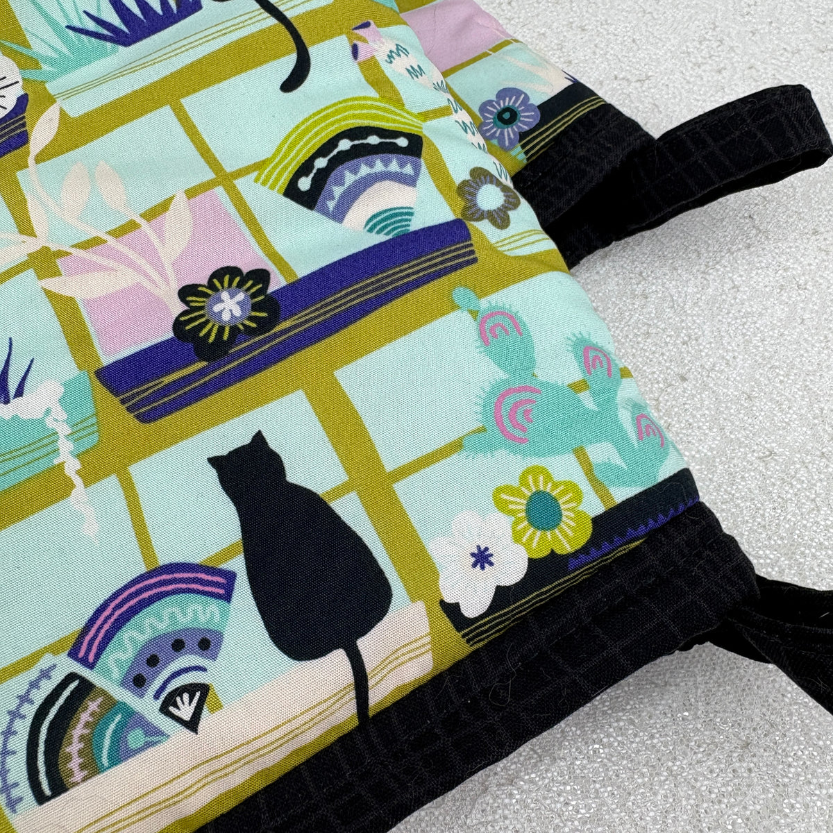Cats in Windows – Kitchen Cat Textiles
